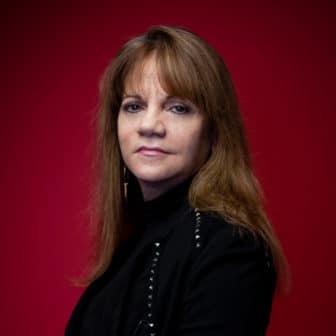 Don't Miss: Mothers & Daughters - Women Writing About the Women Who ...